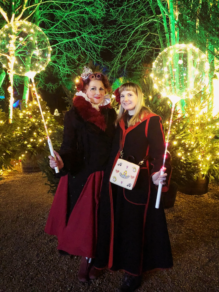 alice in wonderland | 1940's Pin-Up Entertainer Kitten von Mew